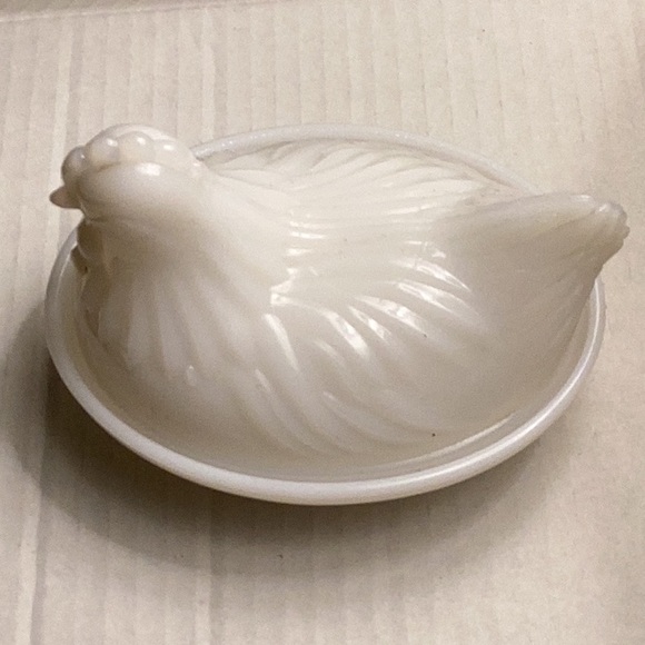 Accents | Vintage Opaque White Milk Glass Hen Chicken On Next | Poshmark